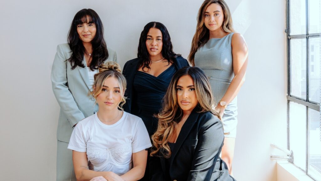 Kristal Heredia | Mutha, Icon, & Feyoncé 💍 | Latina Digital Entrepreneur